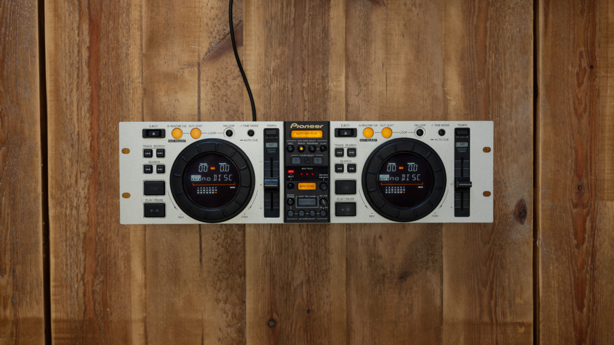 Dual CD players: A different way to DJ - Pioneer DJ