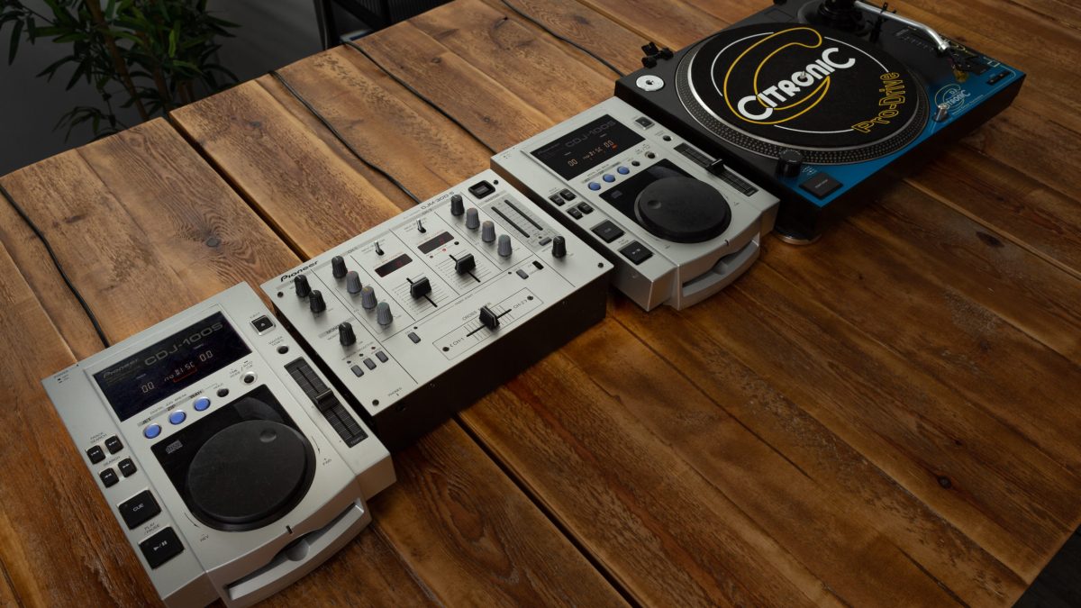 6 challenges to boost your DJ skills - Pioneer DJ